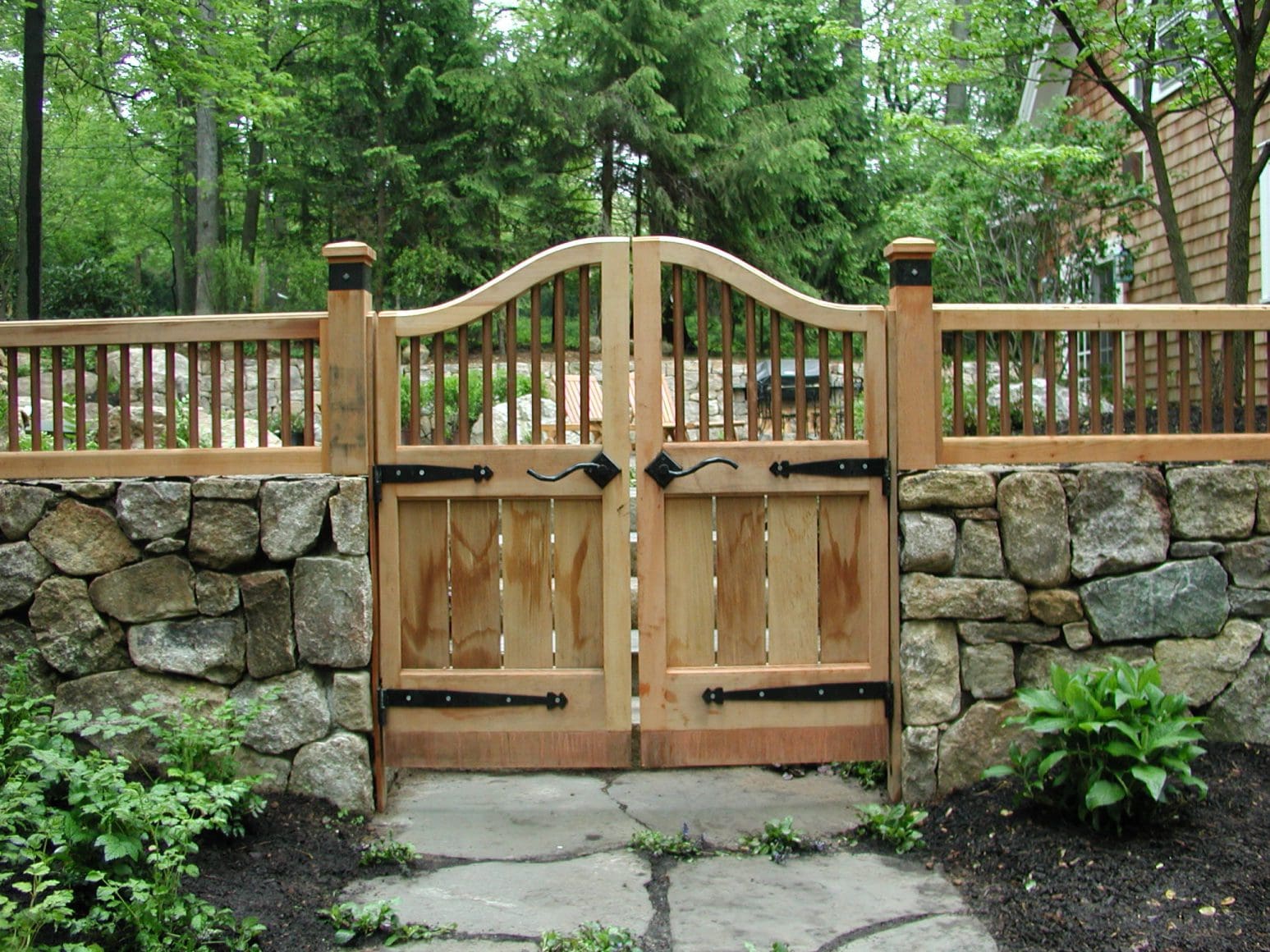 Custom Gates and Fencing | Trellis Structures